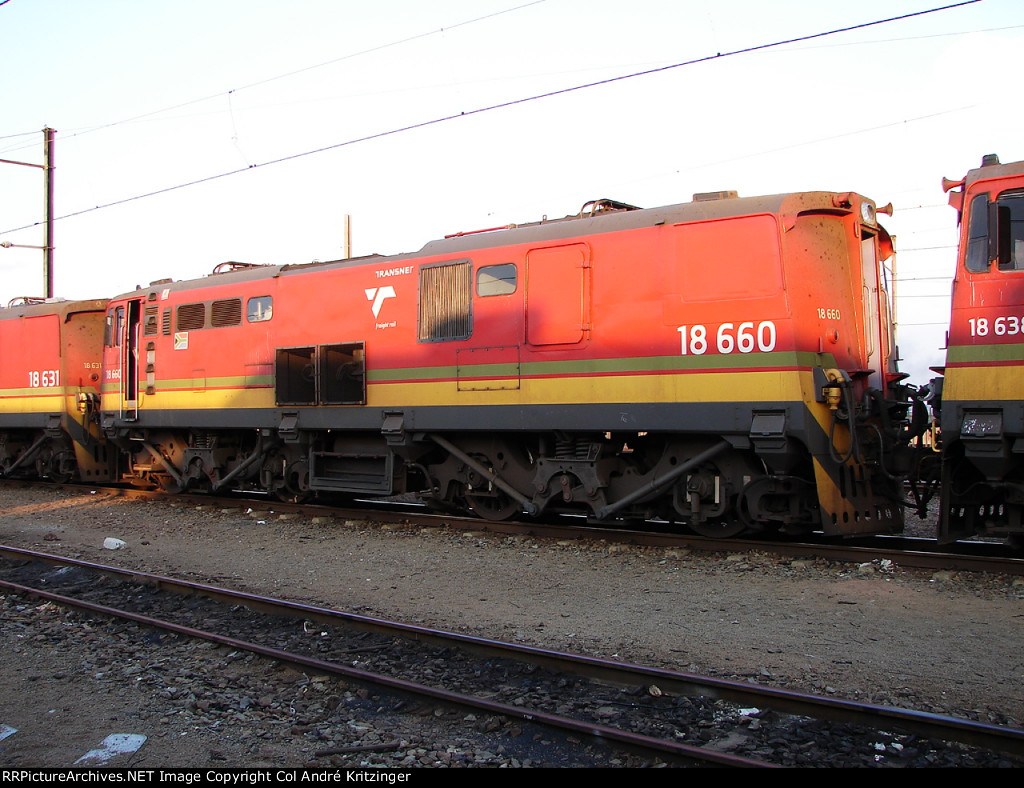 TFR Class 18E 18-660 (Series 2)